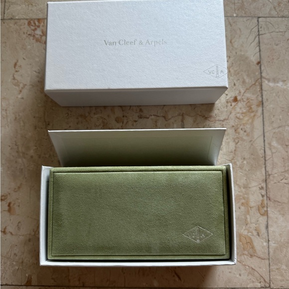 Van Cleef & Arpels | Other | Van Cleef Arpels Bracelet Jewelry Box ...